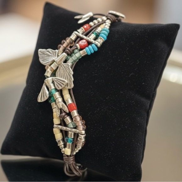 UNO de 50 | Jewelry | Uno De 5 Volando Nado Silver Plated Beaded ...